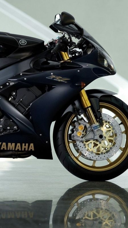 Yamaha R6 Black And Gold Wallpaper