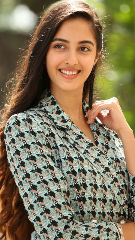Simran Kaur Wallpapers